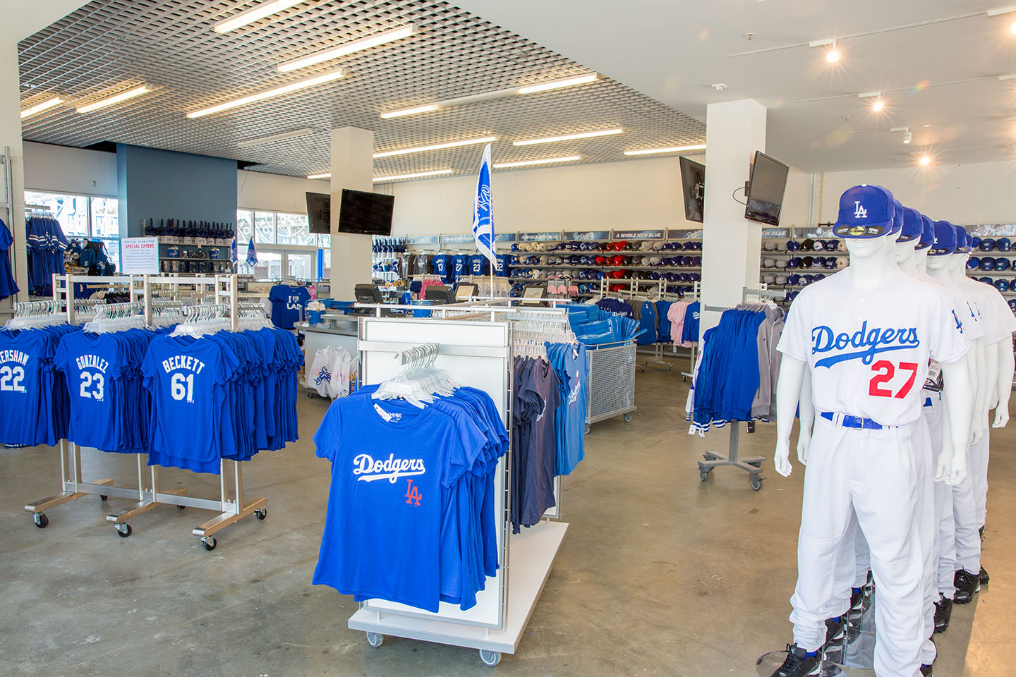 Tienda de los Dodgers rompe récords de ventas tras ganar la SM - El Fildeo